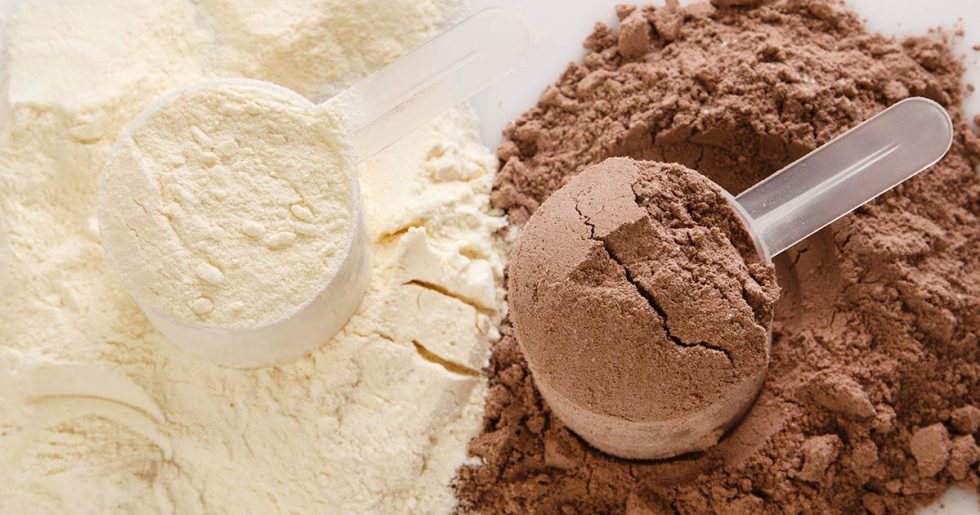 Whey Protein Isolate vs Concentrate [The Definitive Guide]